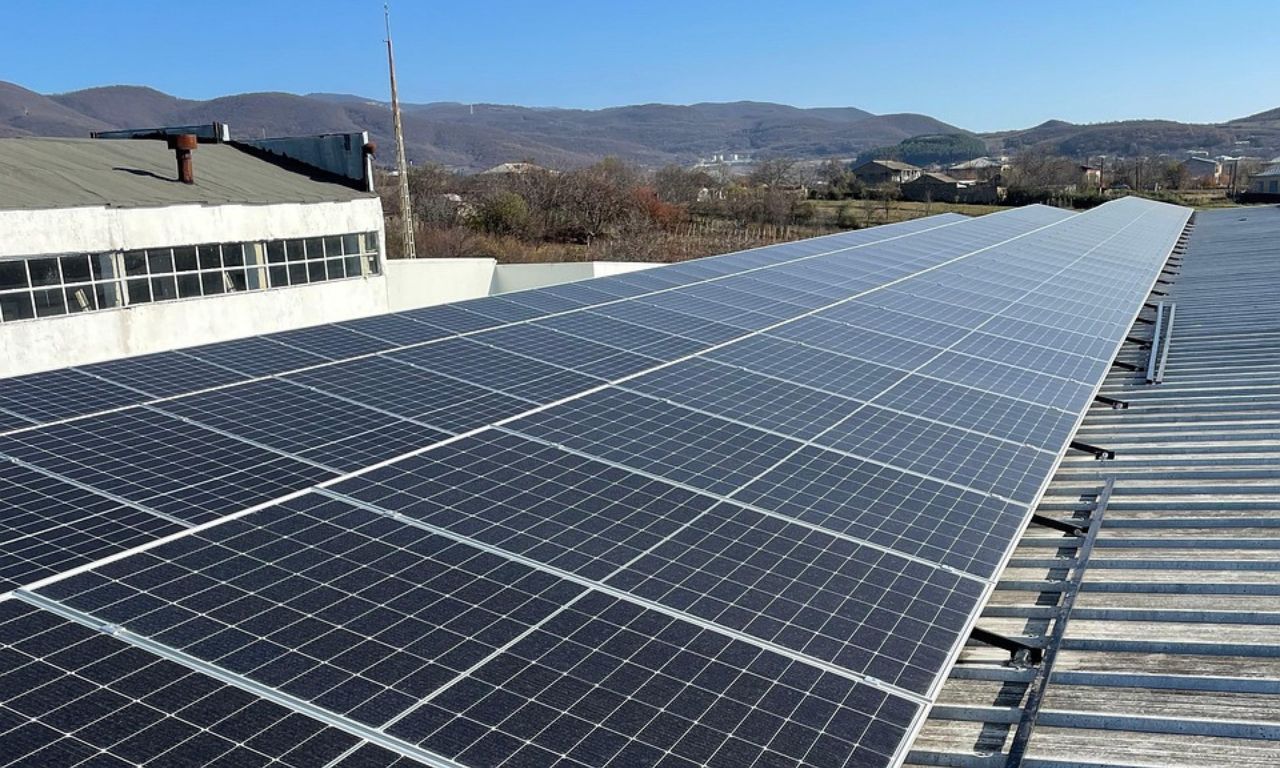 Solar for Industry & Manufacturing | TOP SUN SOLAR